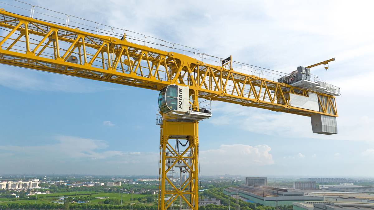 Manitowoc Largest Crane